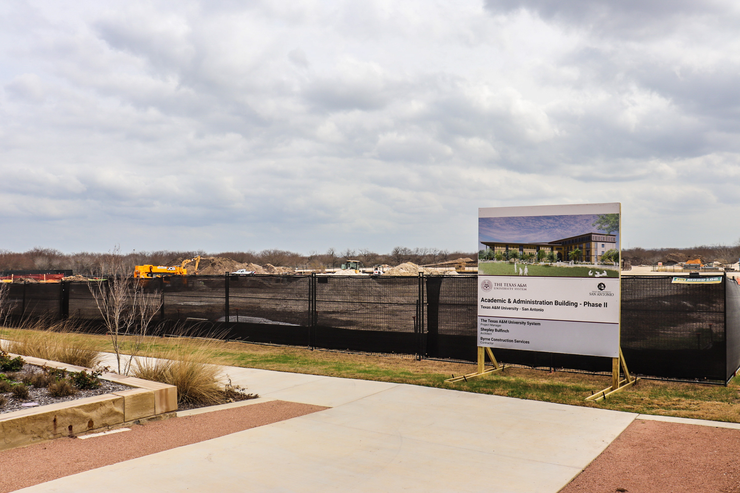 Construction continues on College of Business and Library Building ...